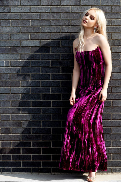 What to Wear to a Holiday Party in 2024
